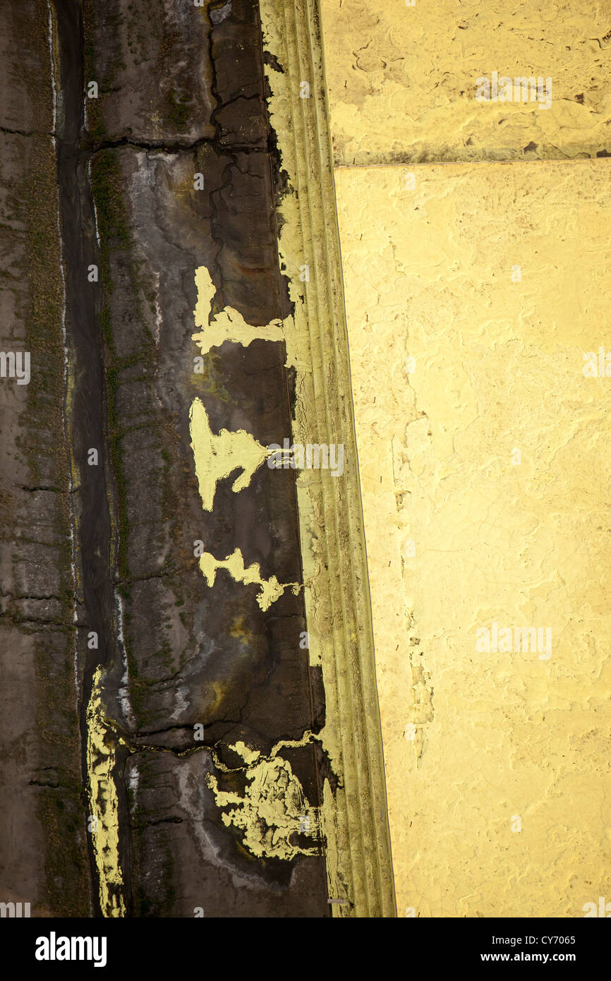 Sulpher which has to be extracted from the raw bitumen from tar sands ...