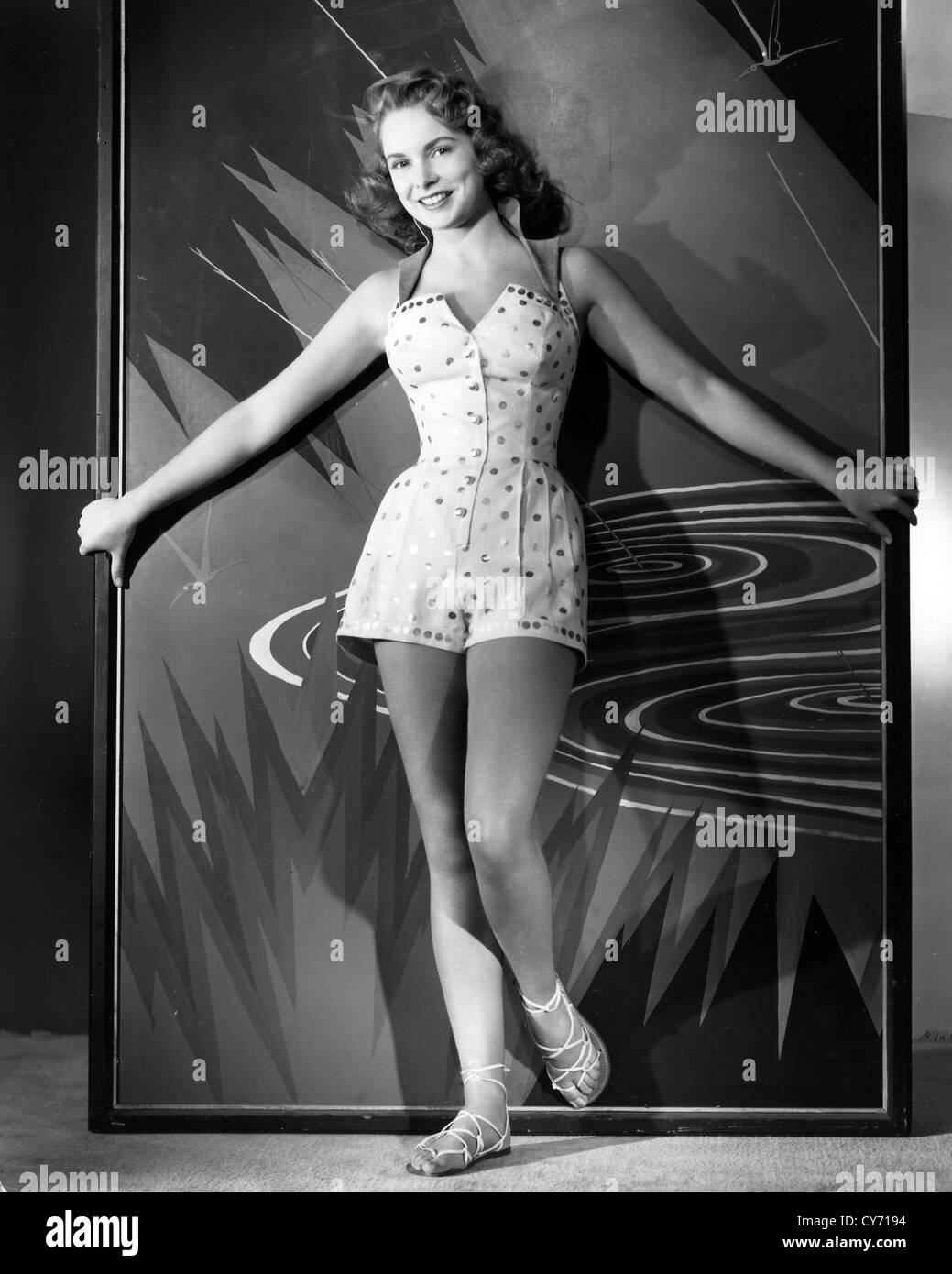 JANET LEIGH (1927-2004) US film actress about 1947 Stock Photo - Alamy