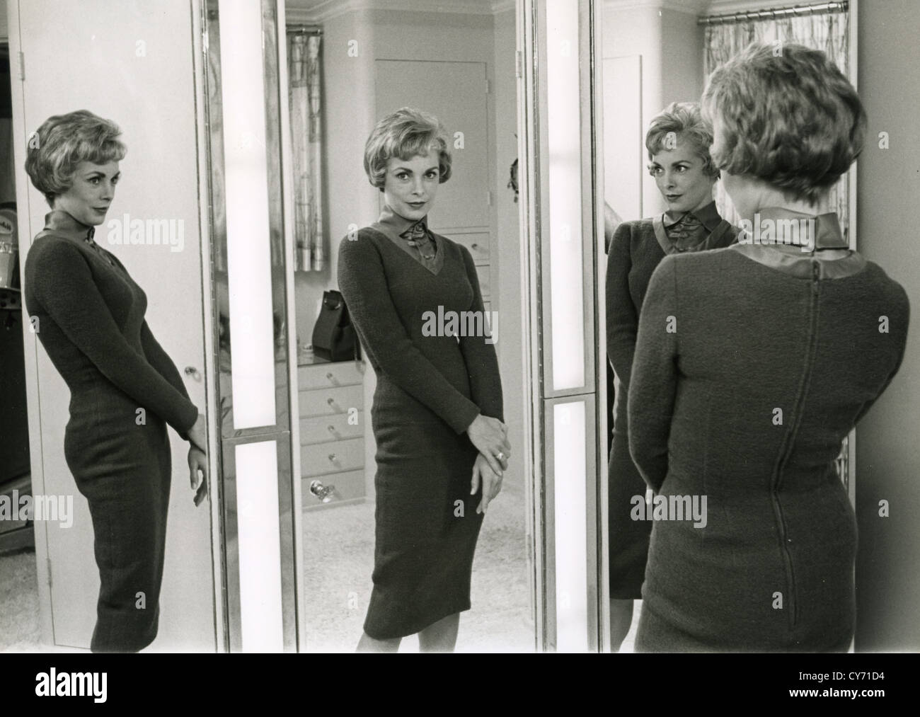 JANET LEIGH (1927-2004) US film actress about 1960 Stock Photo - Alamy