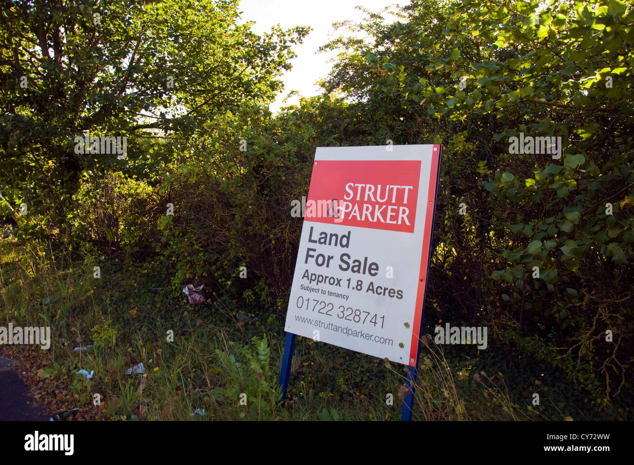 Rural land for sale sign Stock Photo - Alamy