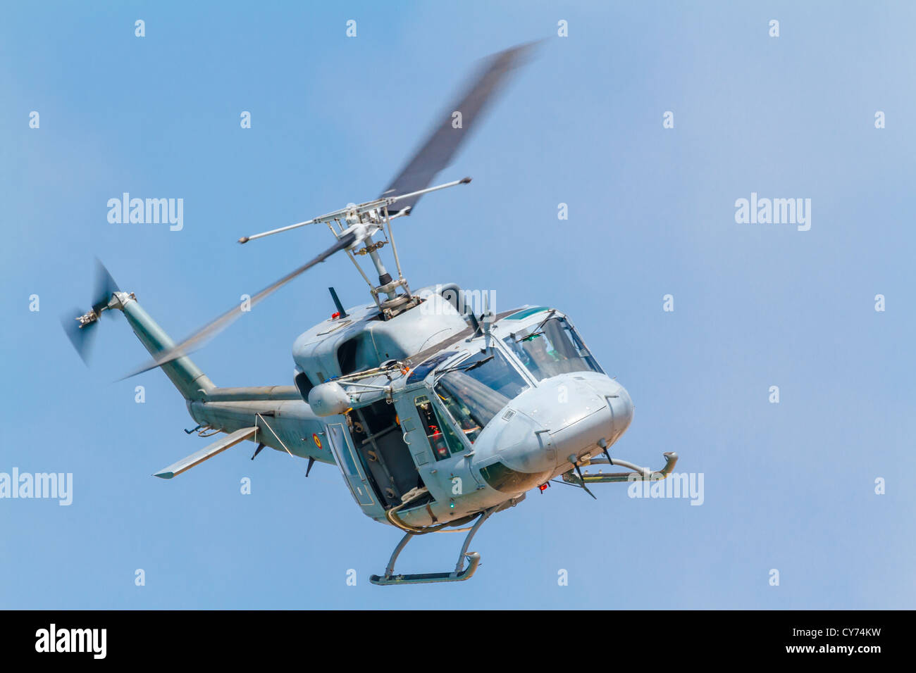 Bell 212 Helicopter Stock Photos & Bell 212 Helicopter Stock Images - Alamy