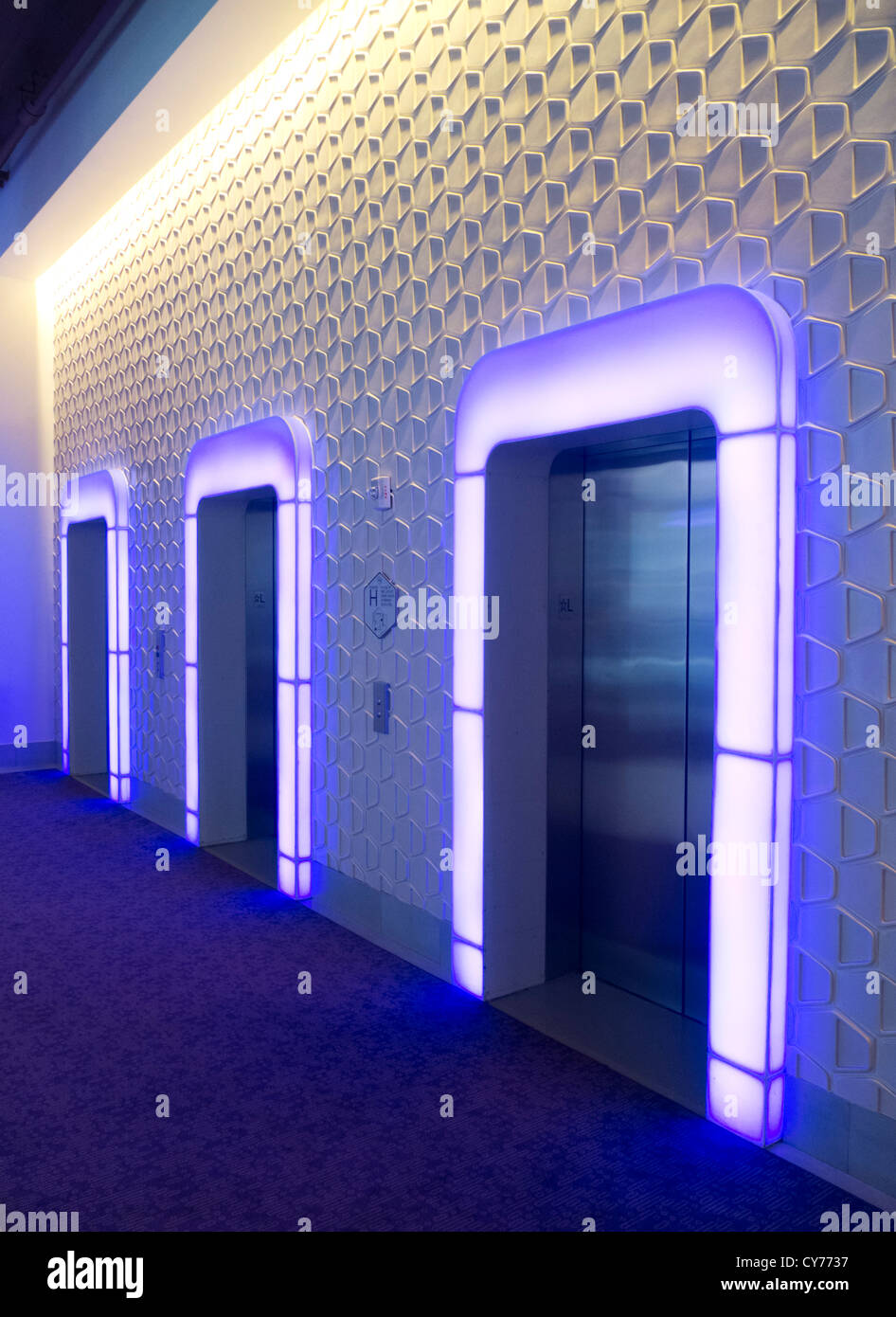 Counter in times square hi-res stock photography and images - Alamy