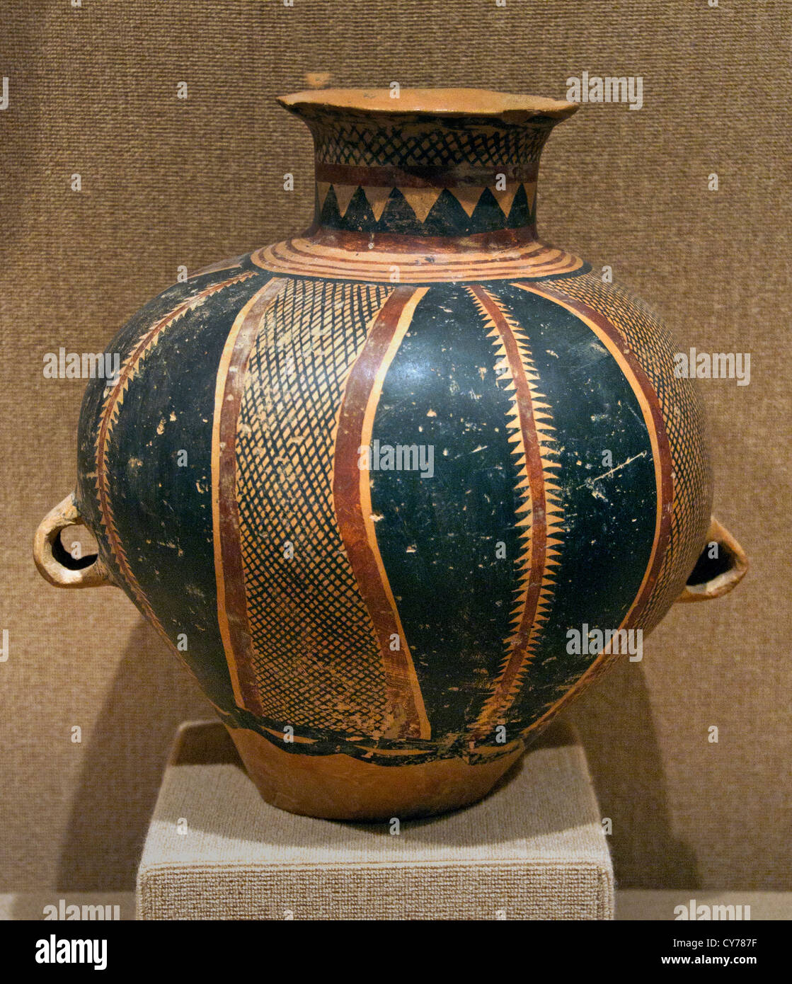 Chinese neolithic hi-res stock photography and images - Alamy