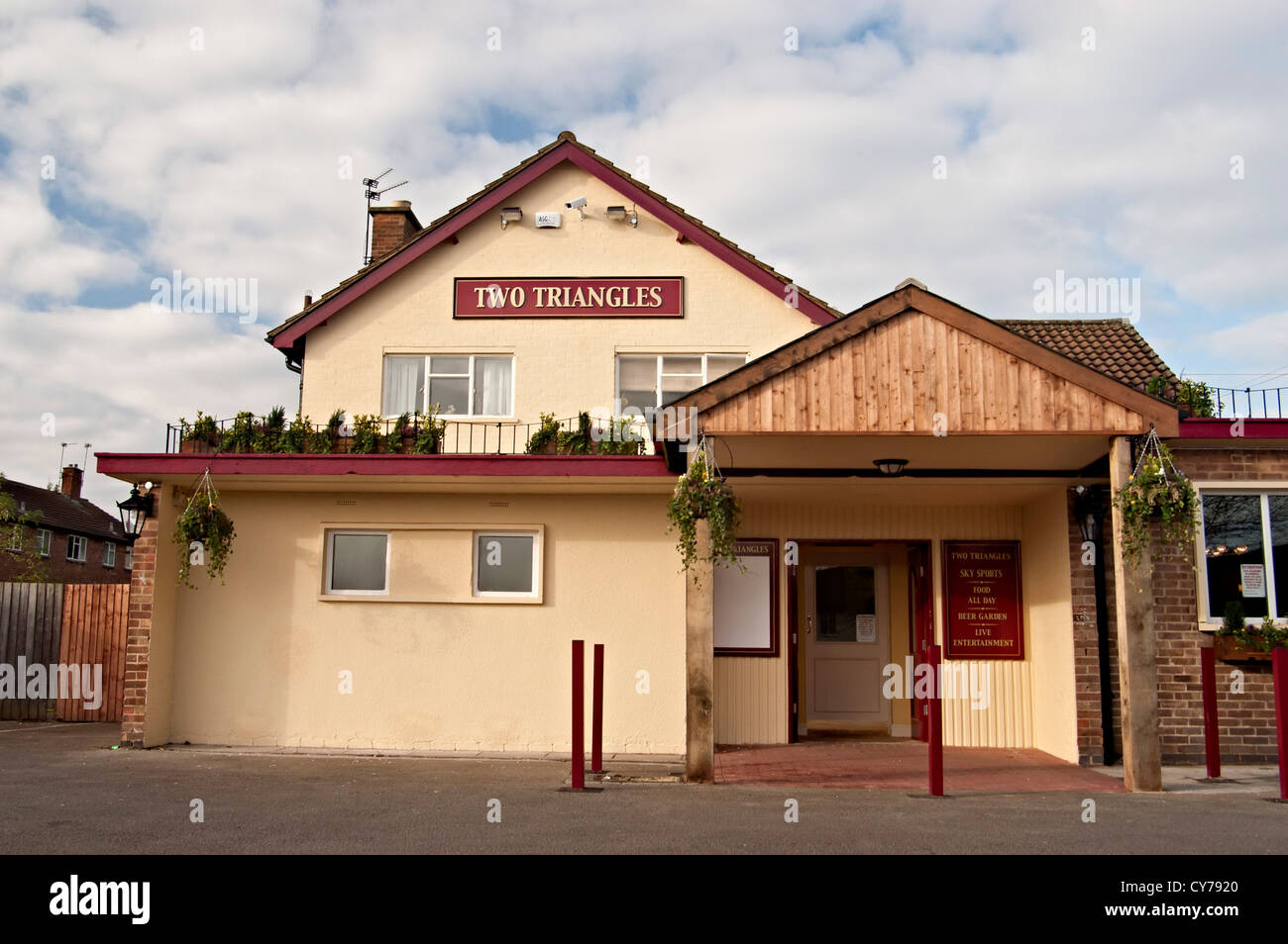 Two triangles hi-res stock photography and images - Alamy