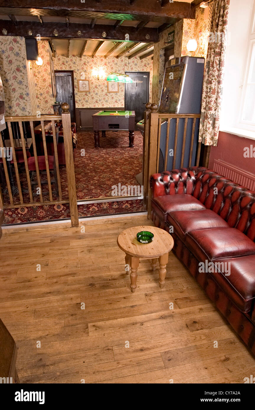 the bluebell pub Stock Photo - Alamy