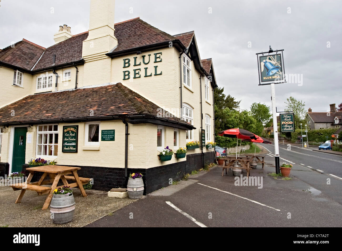 the bluebell pub Stock Photo - Alamy