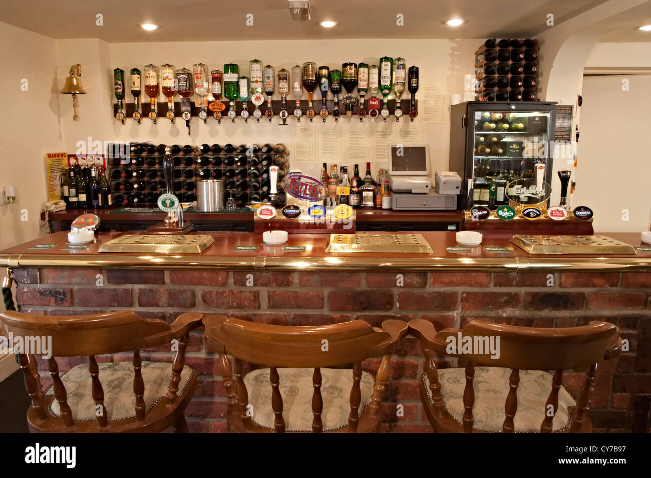 Empty traditional pub interior bar hi-res stock photography and images ...