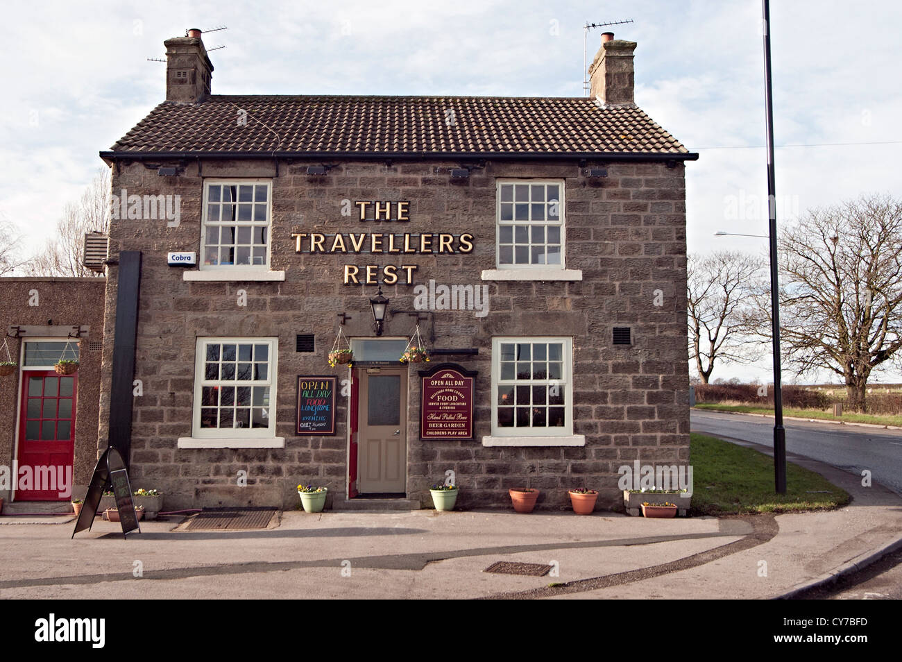 Travelers for an inn hi-res stock photography and images - Alamy