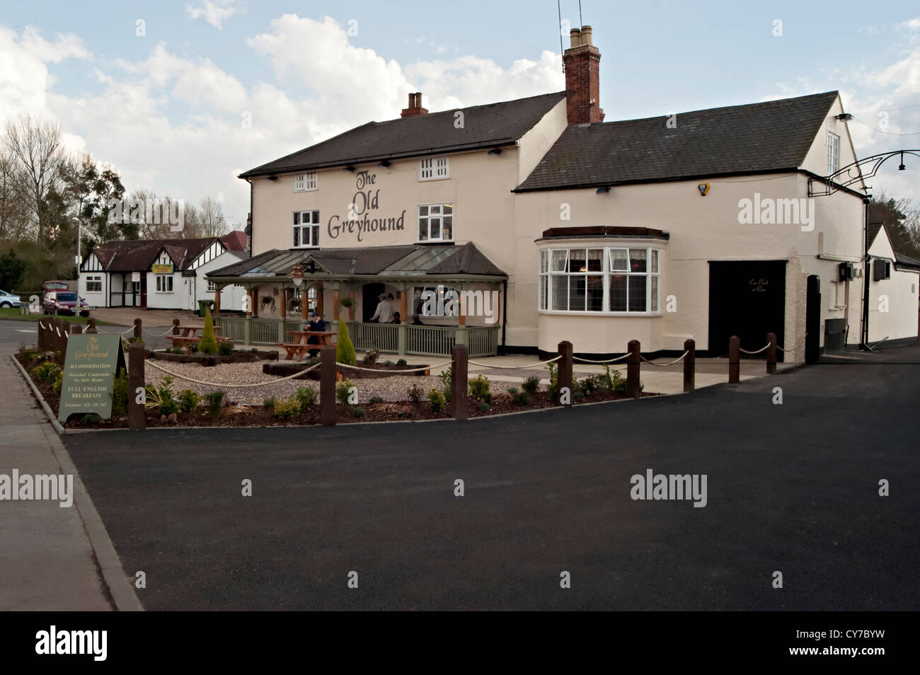 Greyhound inn hi-res stock photography and images - Alamy
