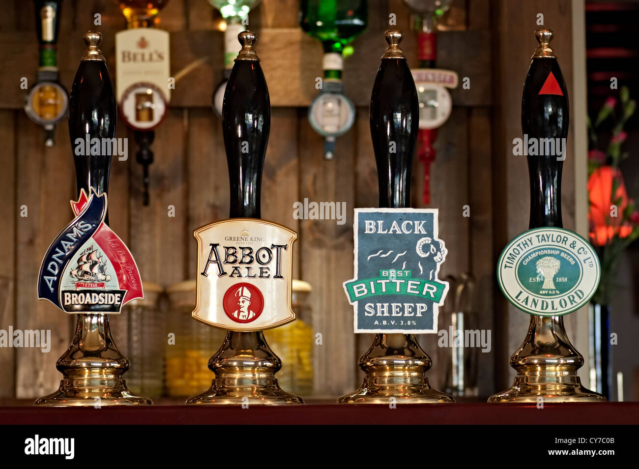 Abbot ale hi-res stock photography and images - Alamy