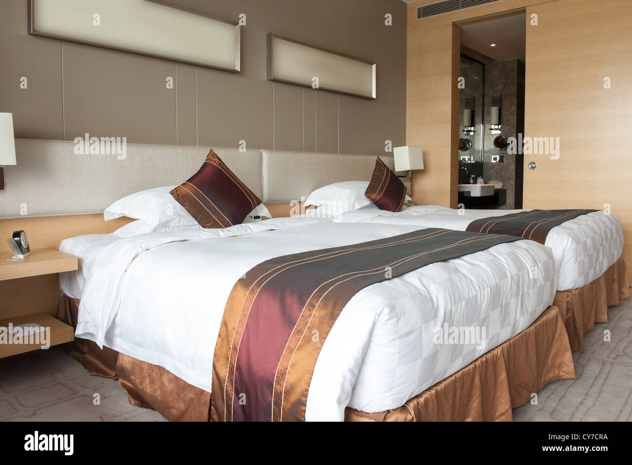 Nicely decorated room hi-res stock photography and images - Alamy