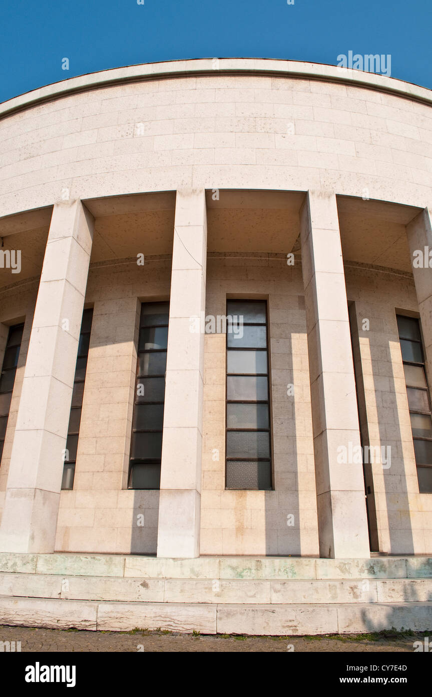 Fascism architecture hi-res stock photography and images - Alamy