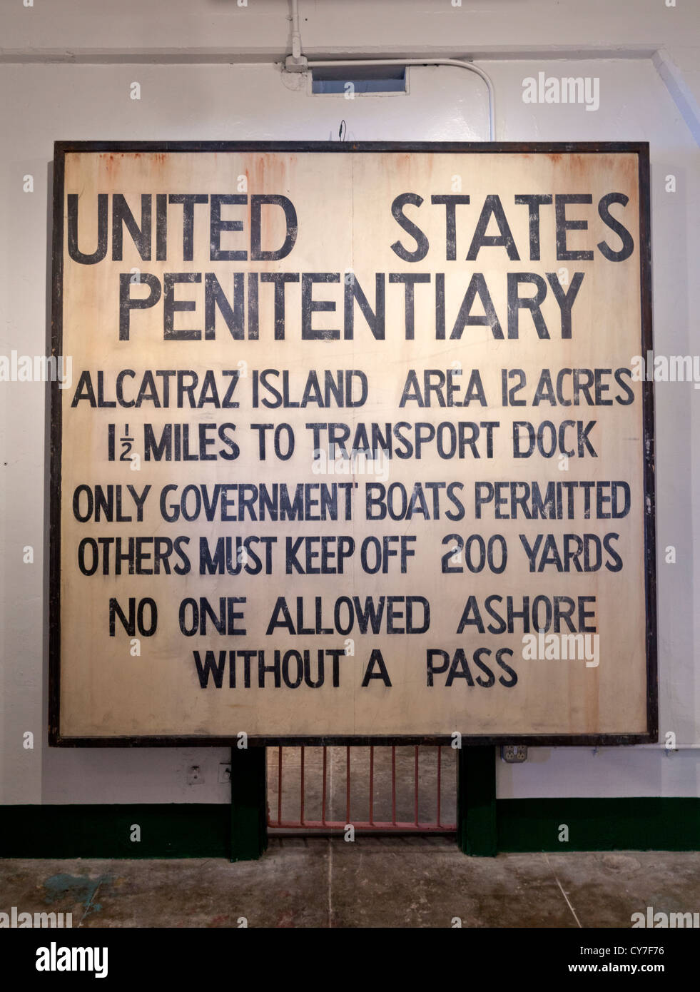 A view of Alcatraz Federal Prison sign Stock Photo - Alamy