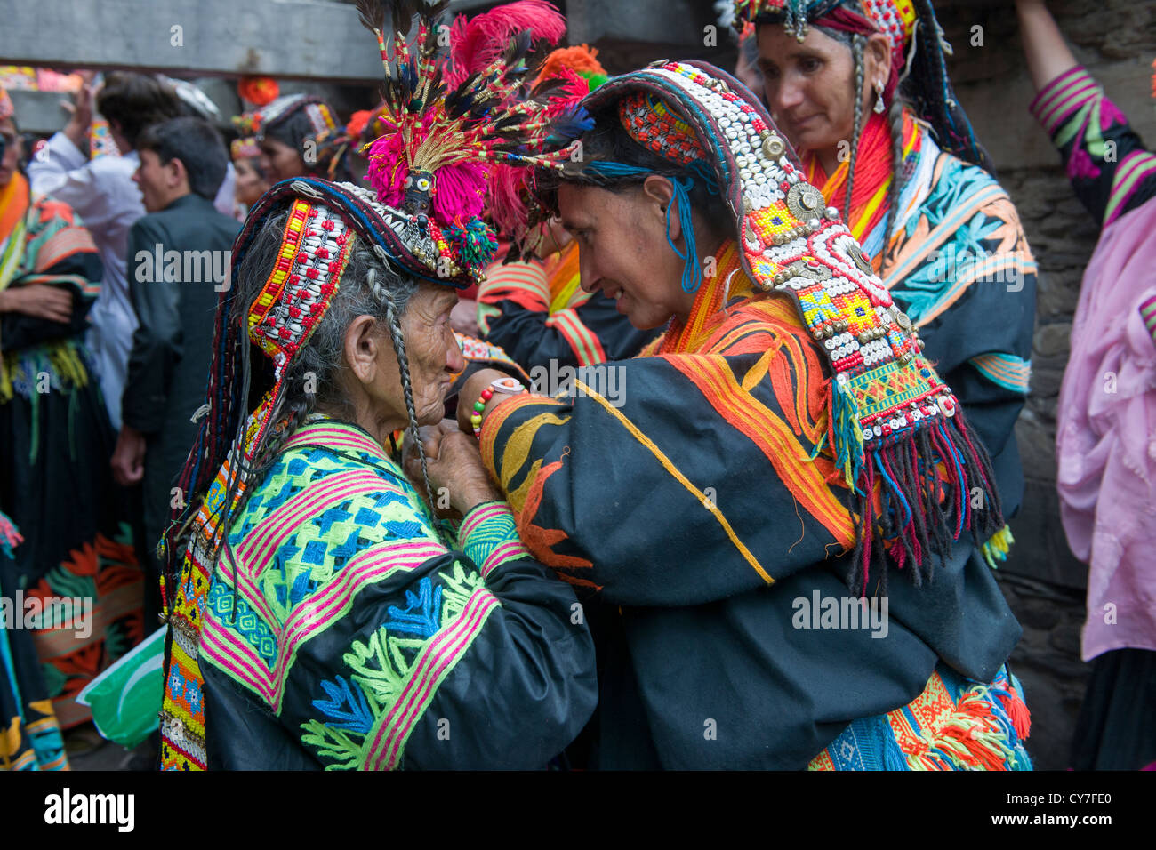 Kalash women hi-res stock photography and images - Alamy