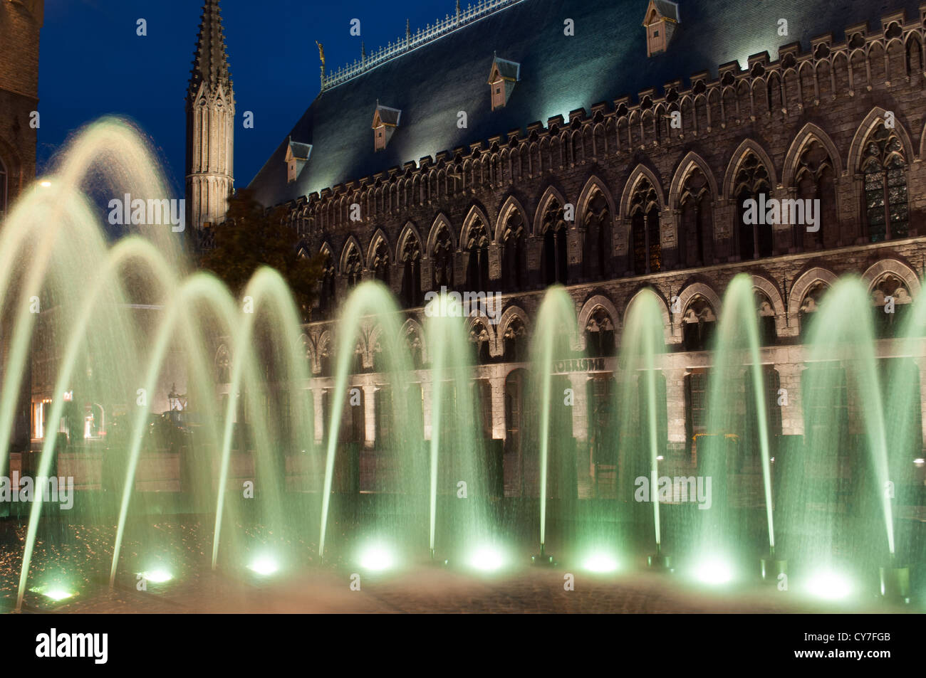 Fountain in ypres hi-res stock photography and images - Alamy