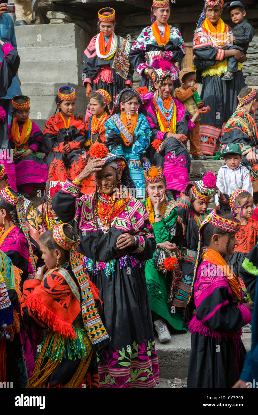 Kalash women and girls at the Grum Village Charso (dancing ground ...
