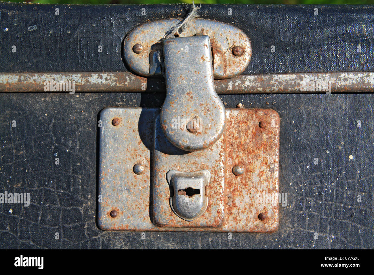 Old luggage lock hi-res stock photography and images - Alamy