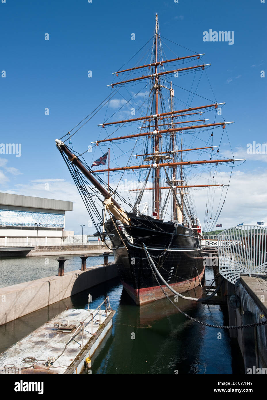RRS Discovery in Dundee Stock Photo - Alamy