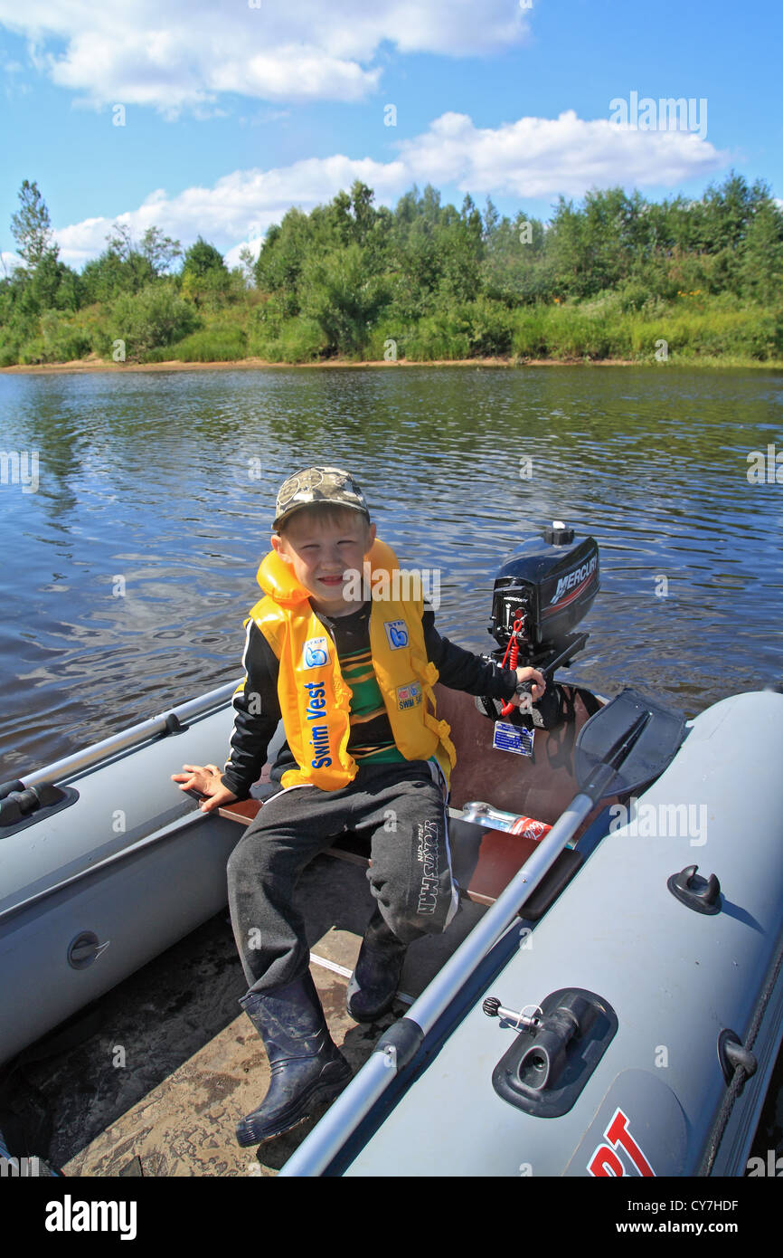 Rubber canoe hi-res stock photography and images - Alamy