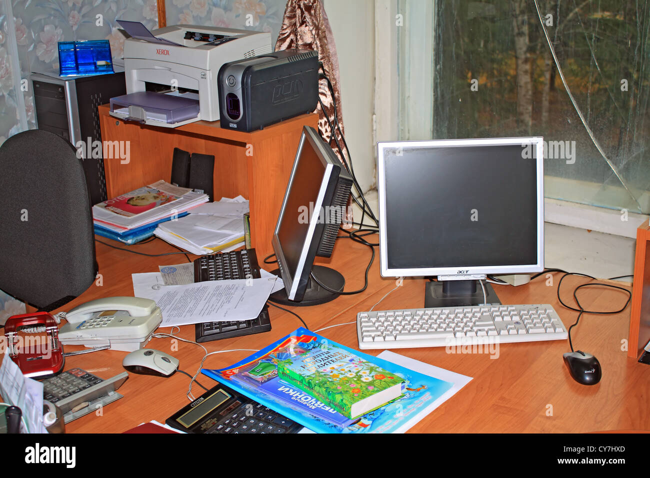 Table of organization and equipment hi-res stock photography and images ...