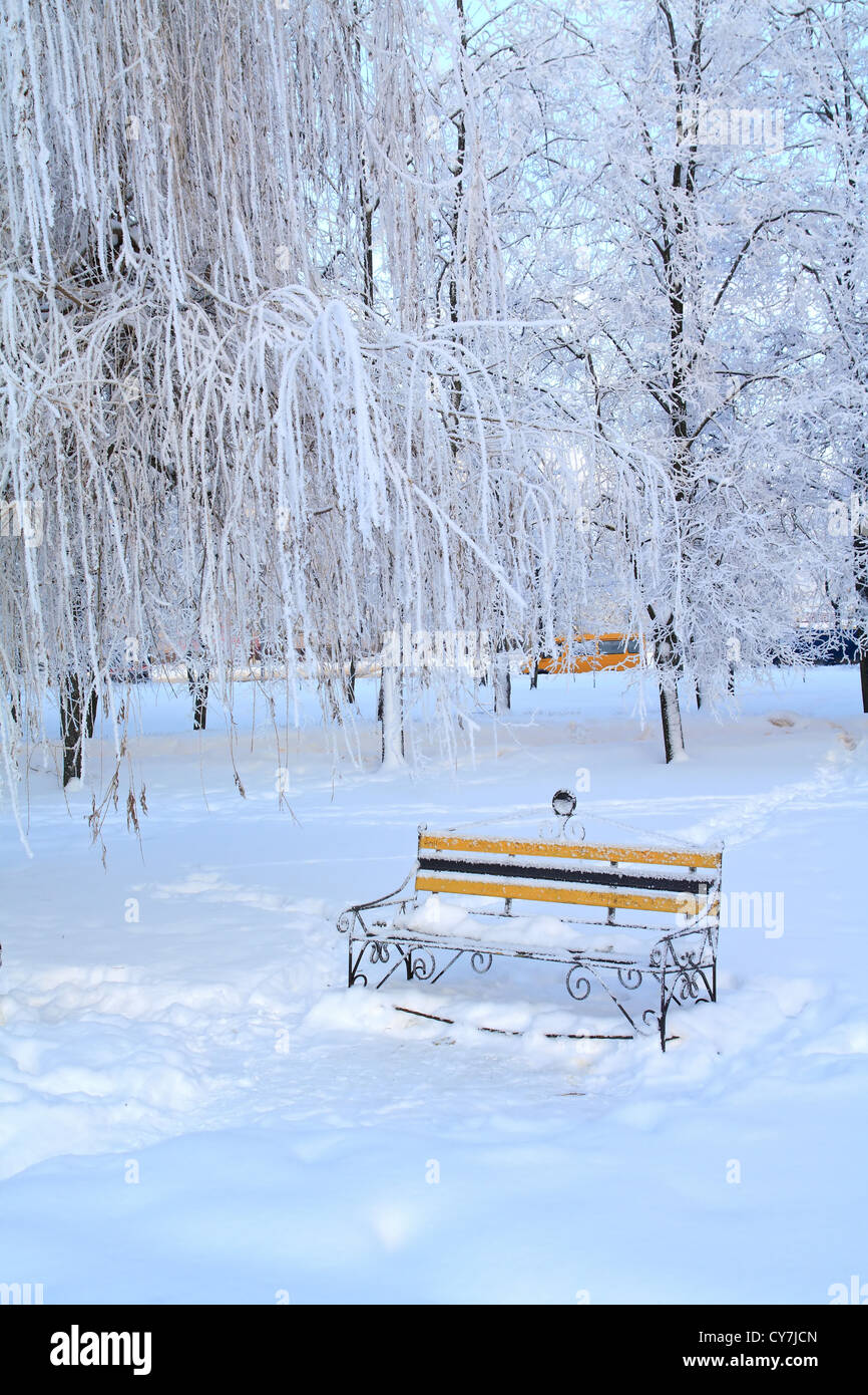 Smooth bench hi-res stock photography and images - Alamy