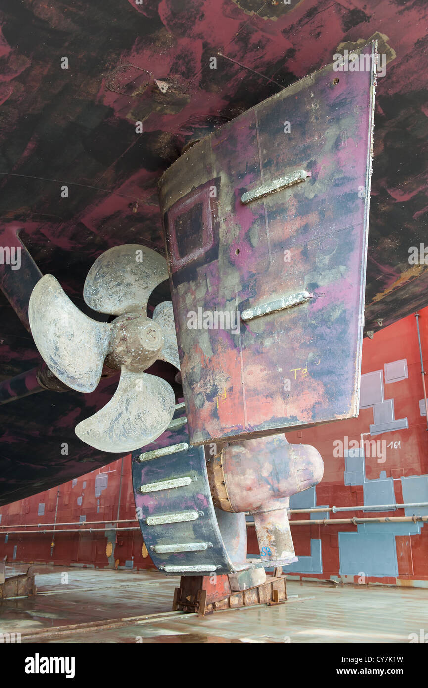ship propeller and rudder in dry dock Stock Photo - Alamy