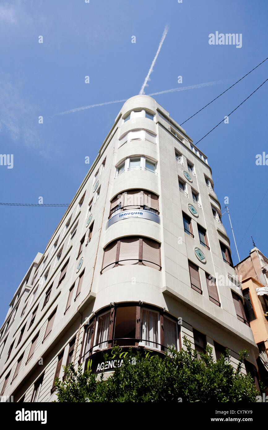 Corner solution hi-res stock photography and images - Alamy