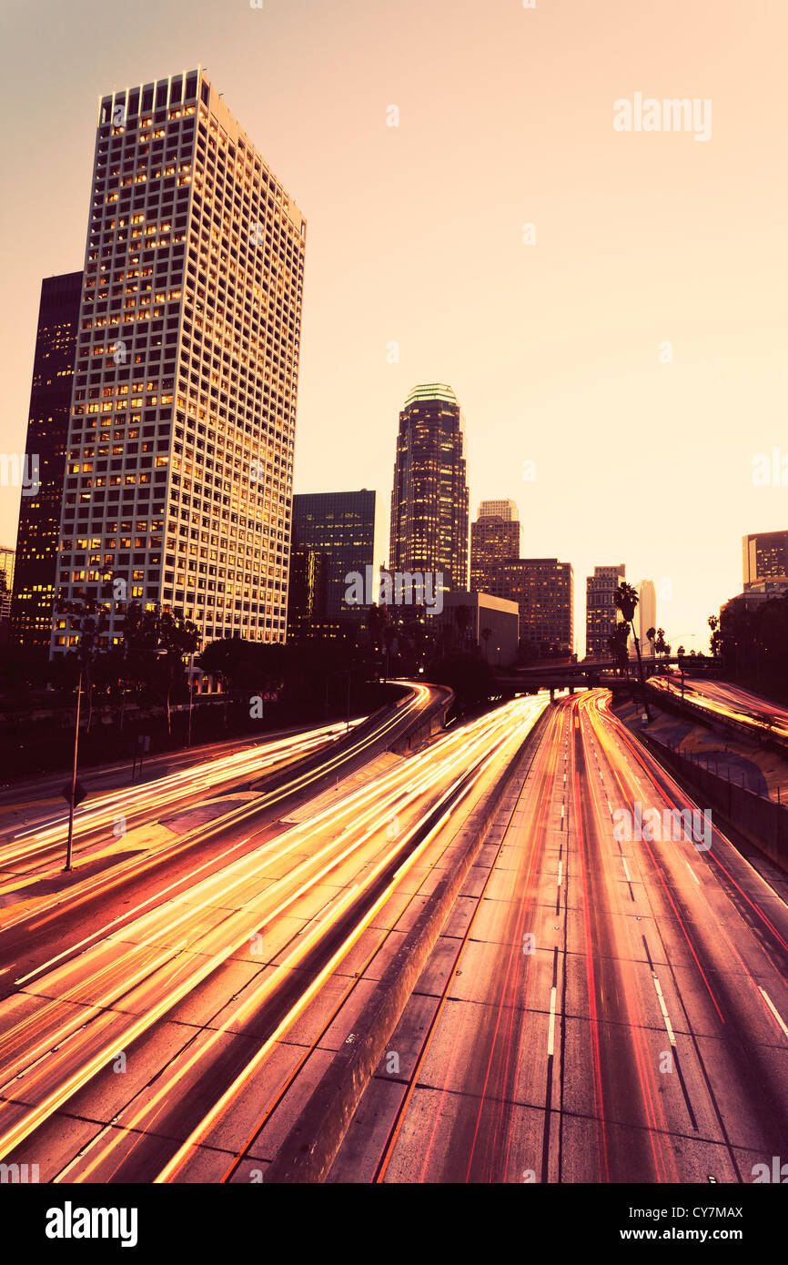 Dynamic urban architecture hi-res stock photography and images - Alamy