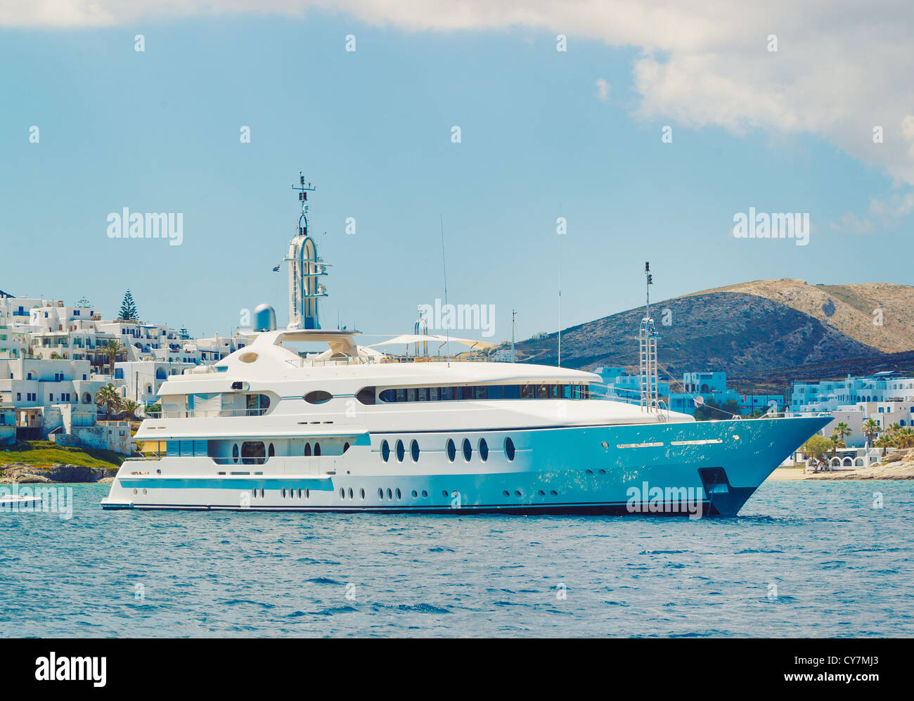 Luxury Yacht, Cruising in Ocean Stock Photo - Alamy