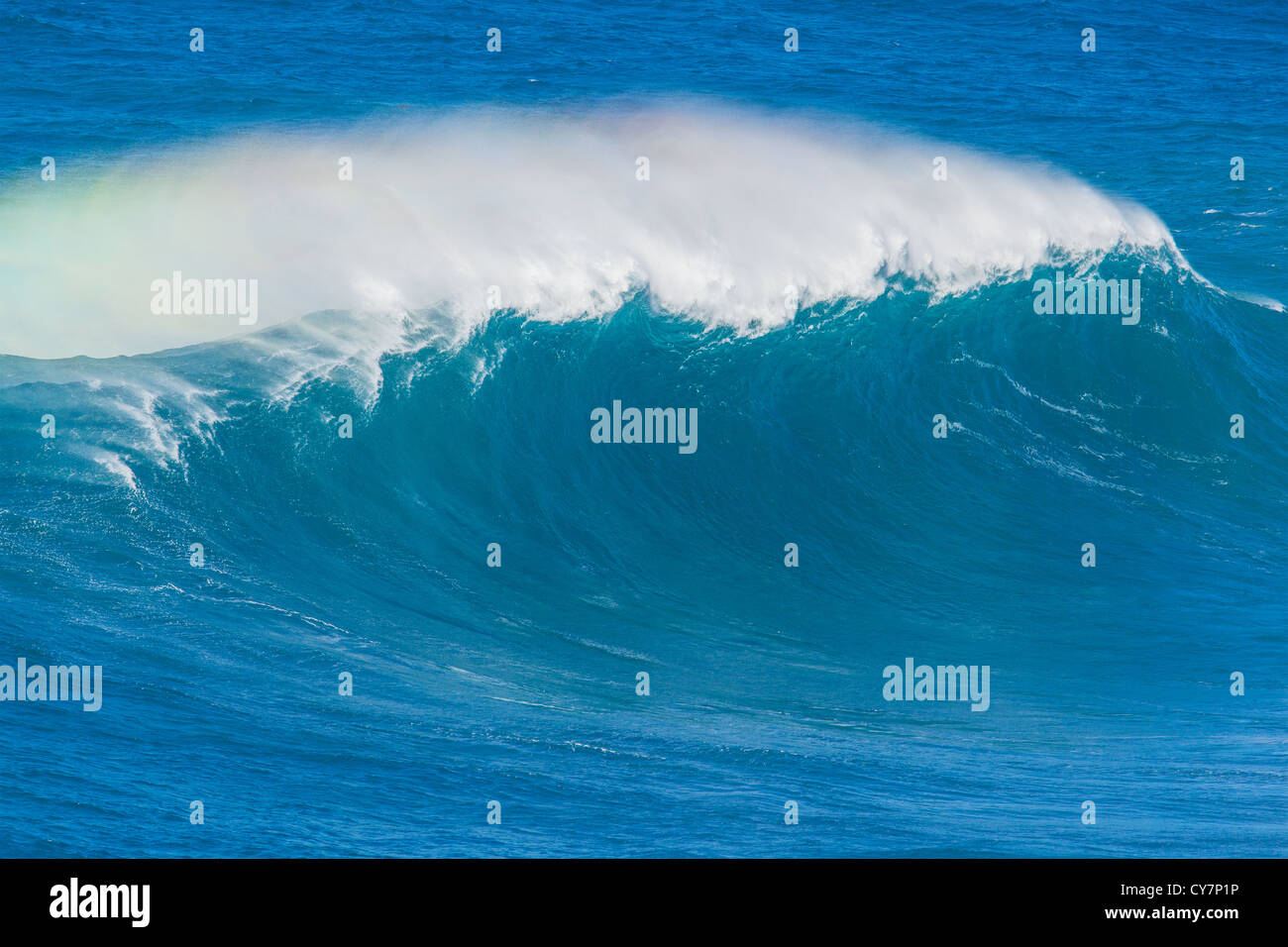 Giant Beauitful Blue Ocean Wave Stock Photo - Alamy