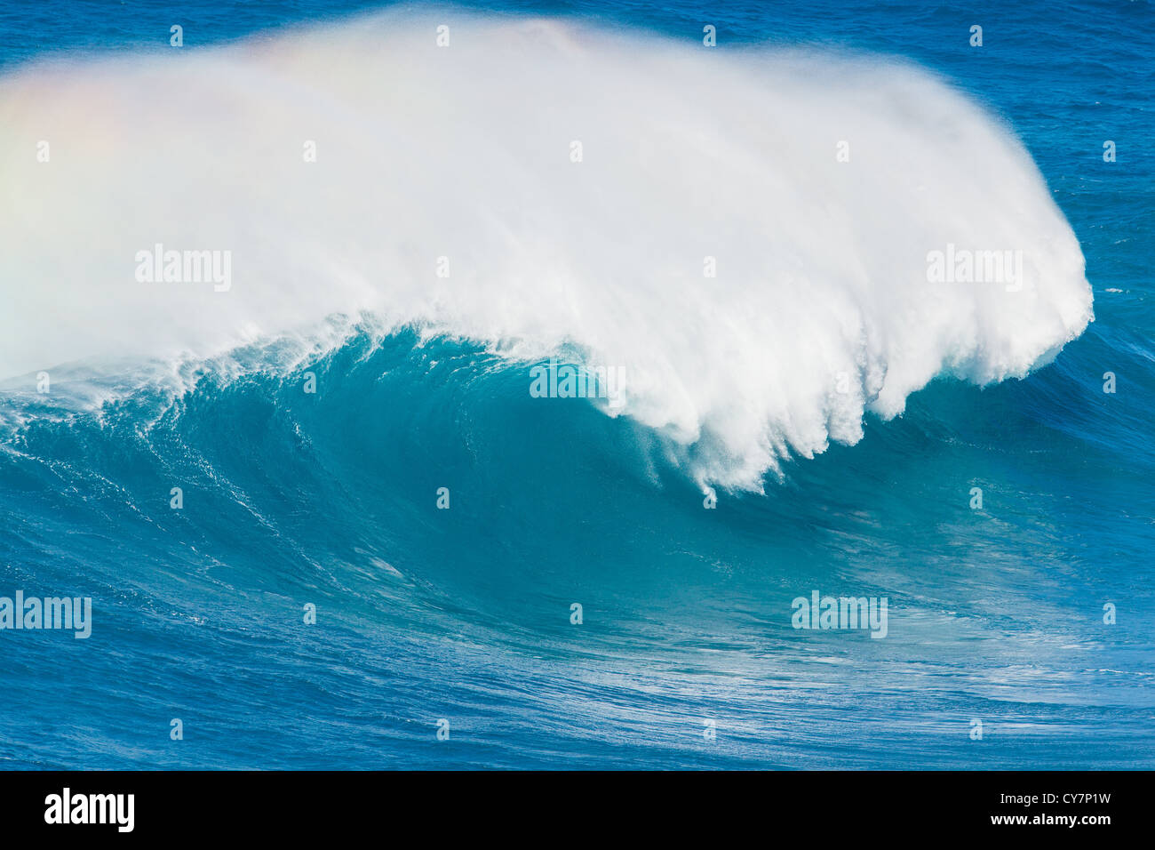 Giant Beauitful Blue Ocean Wave Stock Photo - Alamy