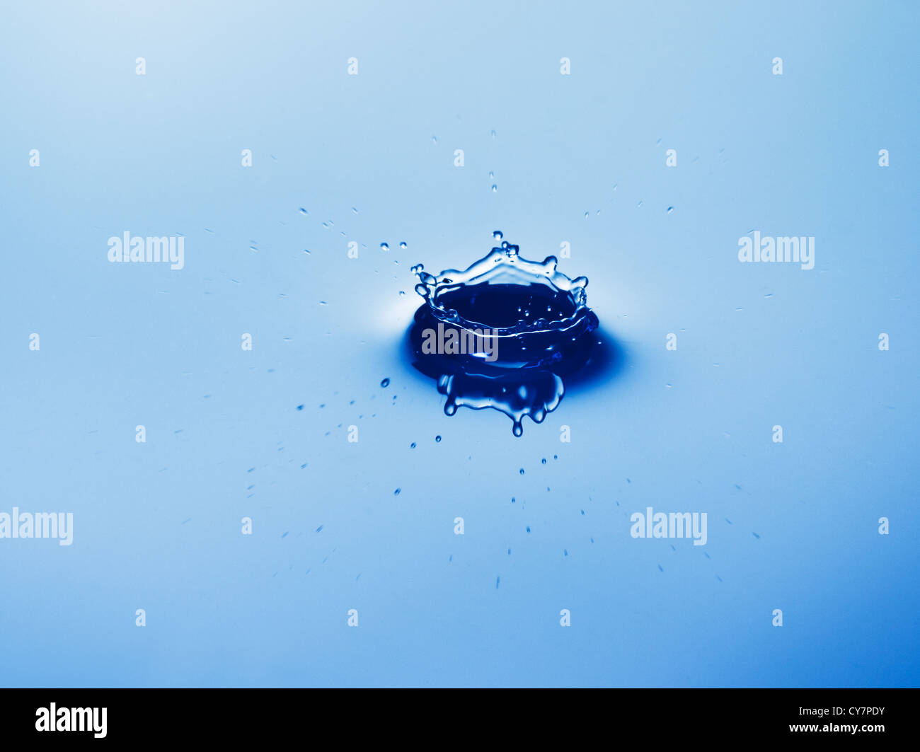Tear drop falling hi-res stock photography and images - Alamy