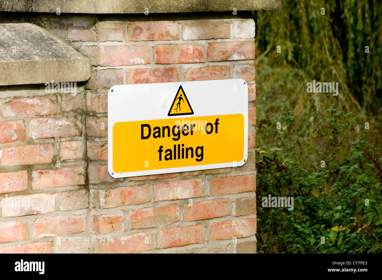 warning sign signs health and safety stating the obvious risk averse ...