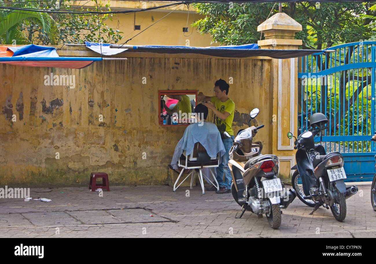 Haircut On Street High Resolution Stock Photography and Images - Alamy