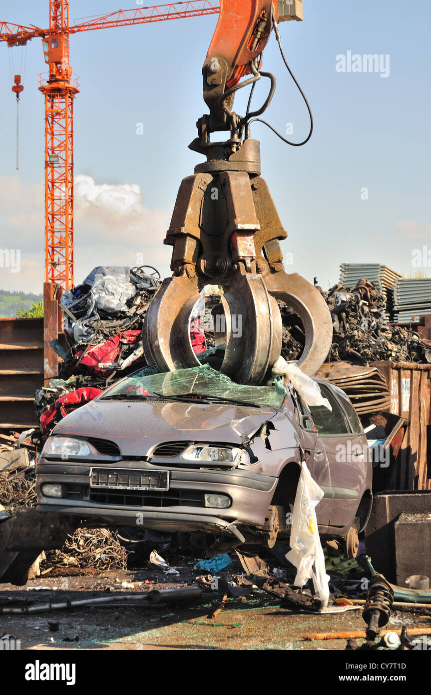 Thousands of old cars will be destroyed at the scrapyard in Germany ...