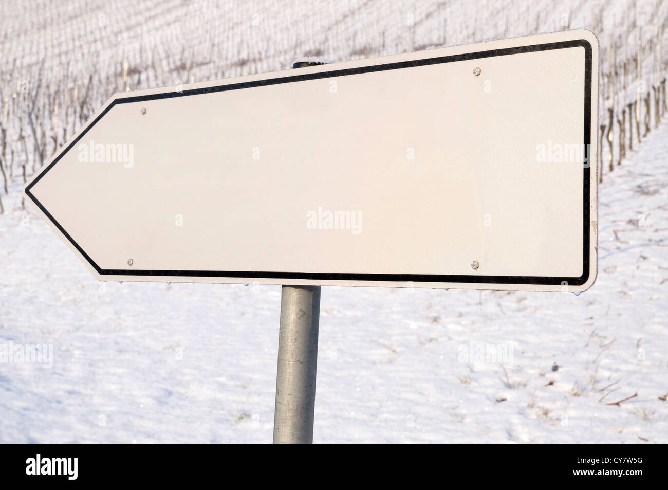 Direction old roadsign weathered hi-res stock photography and images ...