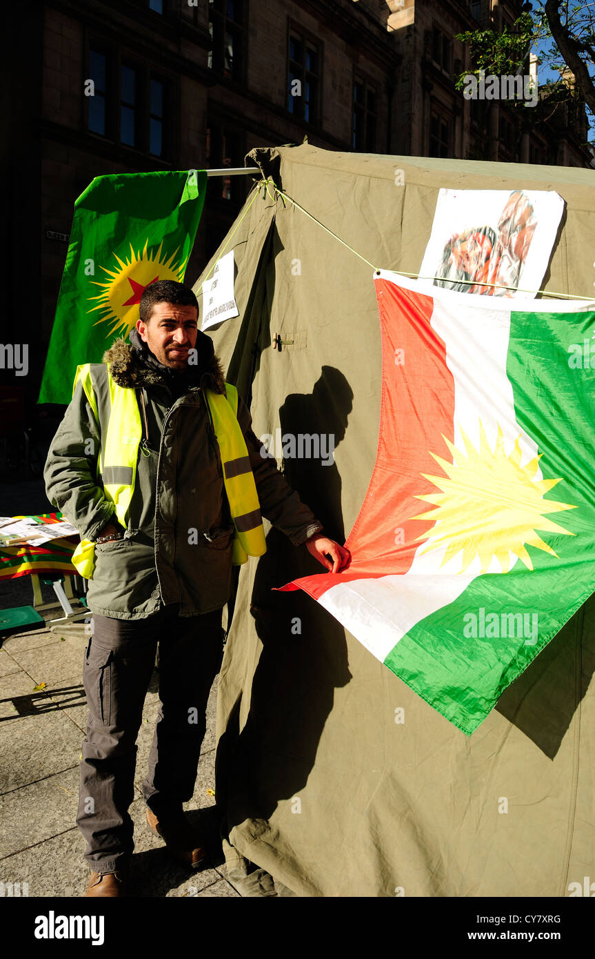 Kurdish freedom fighters hi-res stock photography and images - Alamy
