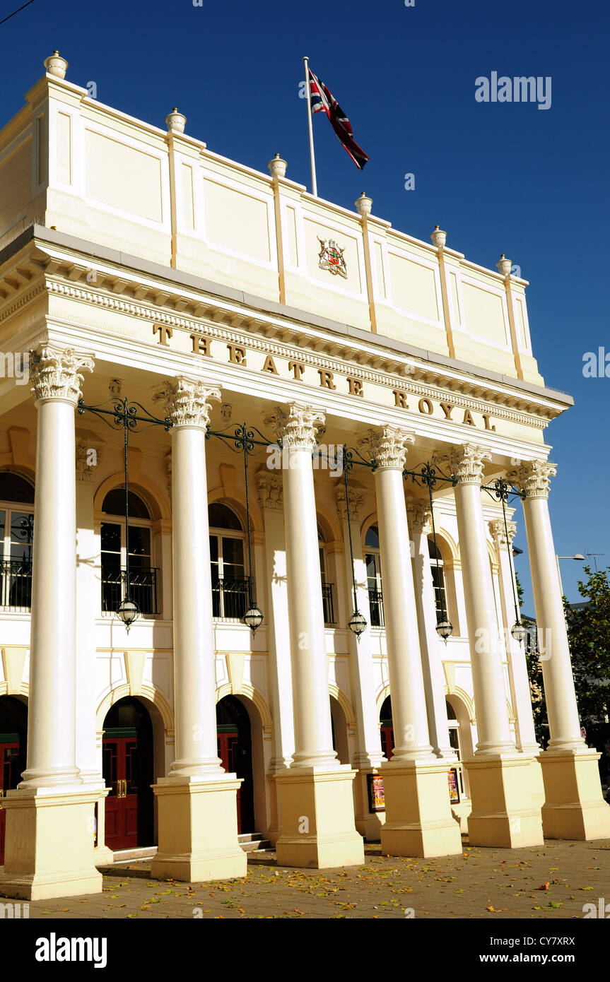 Nottingham arts theatre hi-res stock photography and images - Alamy