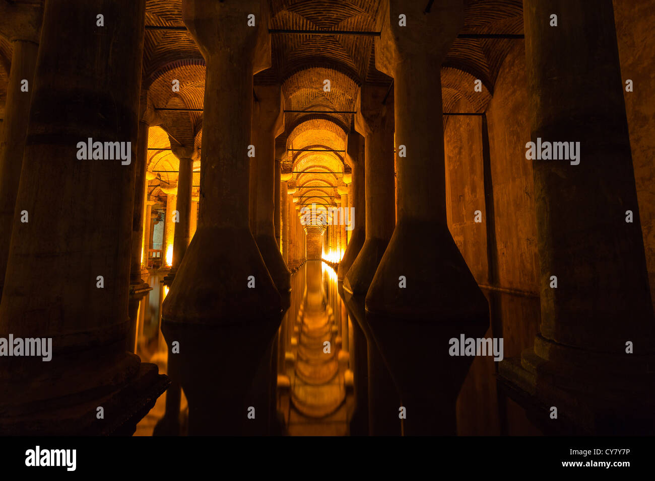 Underground Basilica Cistern, Istanbul, Turkey Stock Photo - Alamy