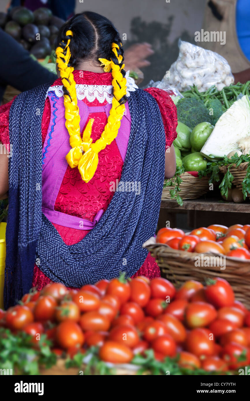 Oaxaca woman hi-res stock photography and images - Alamy