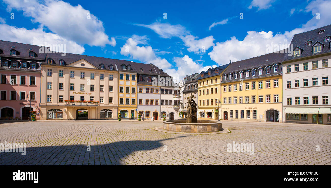 SIMSONBRUNNEN FOUNTAIN AT THE MARKET IN GERA, THURINGIA, GERMANY Stock ...