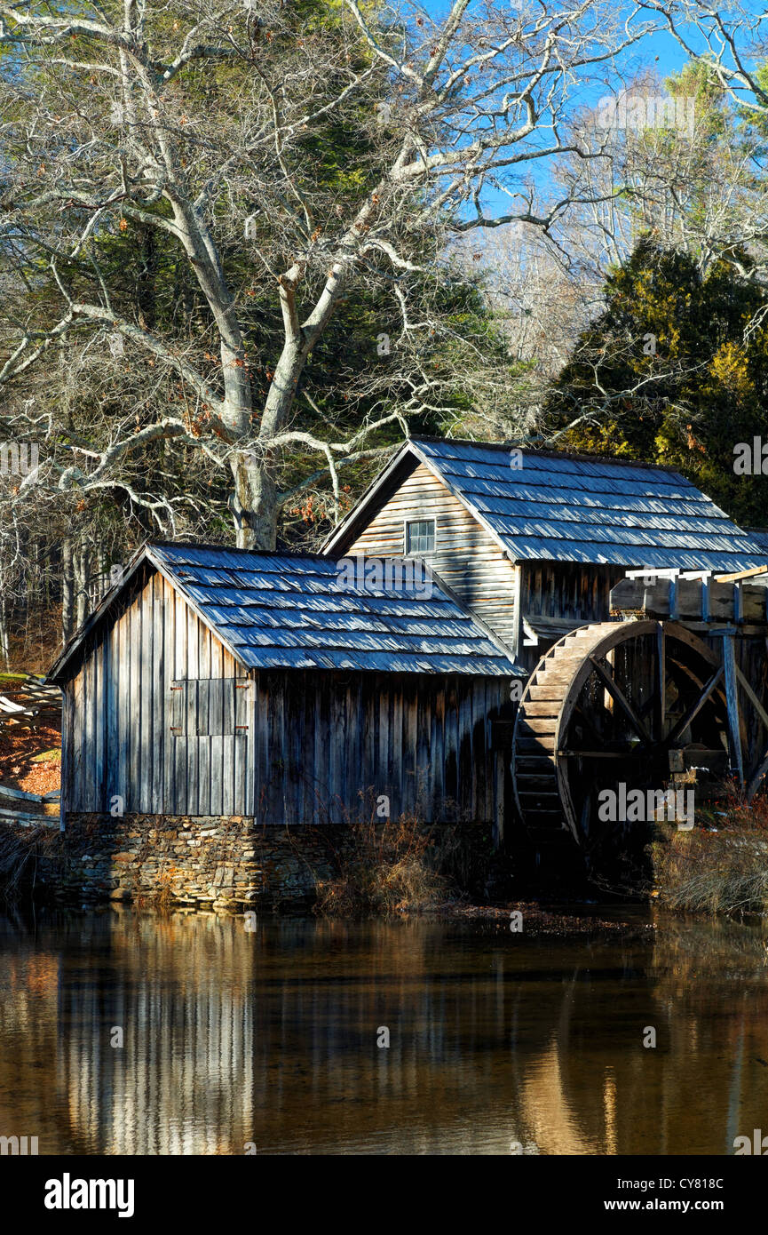 Mabry Mill, Blue Ridge Parkway, Virginia, USA (originally built in 1910 ...