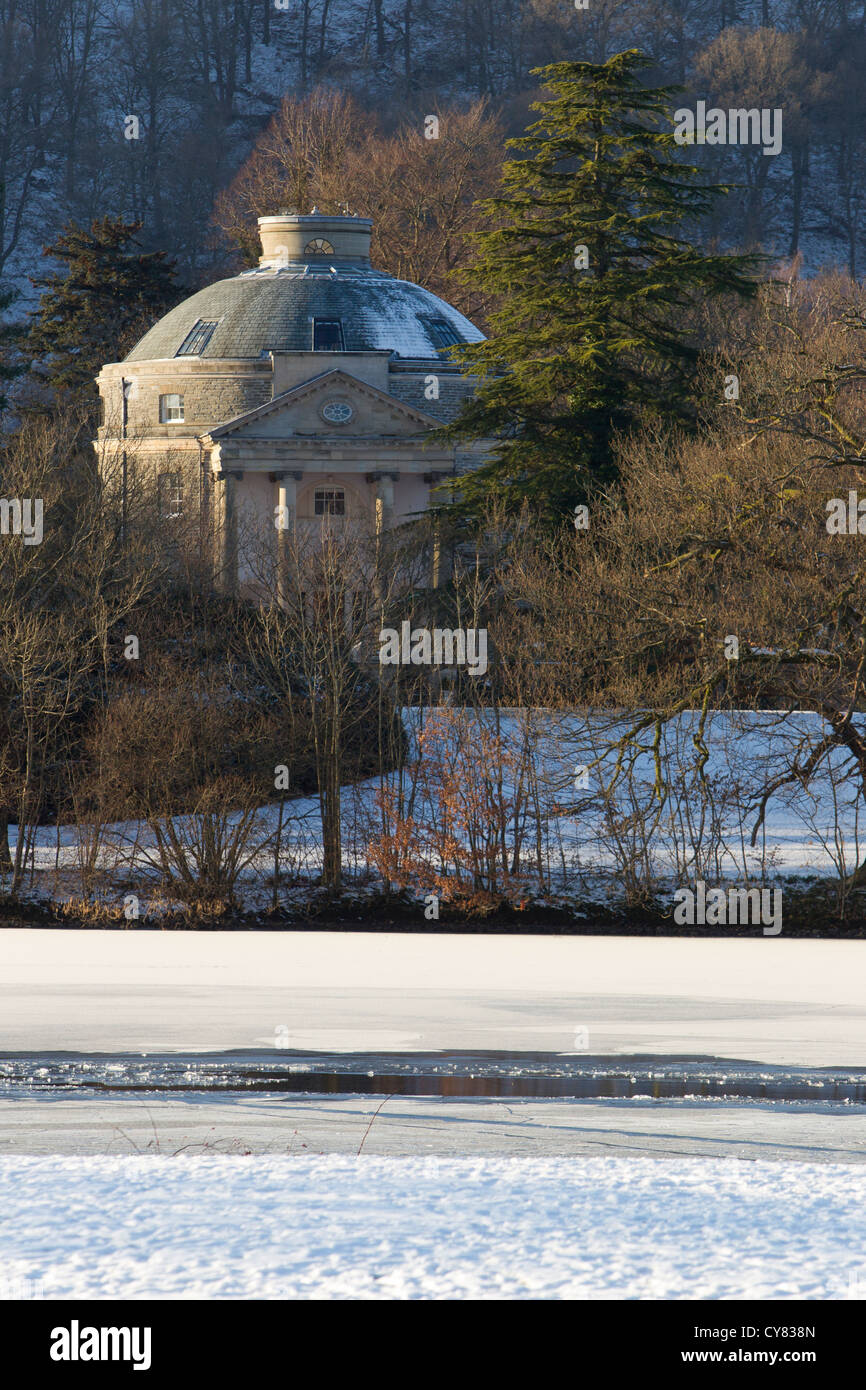 Lake Windermere in the cold winter with snow on the fells- The Round ...