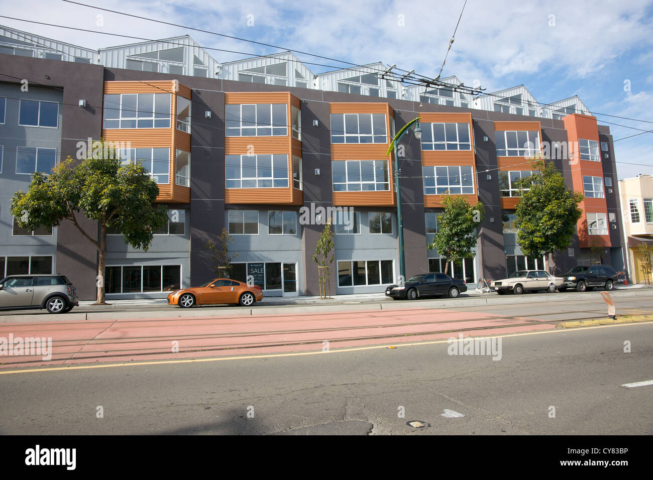 Bulding hi-res stock photography and images - Alamy