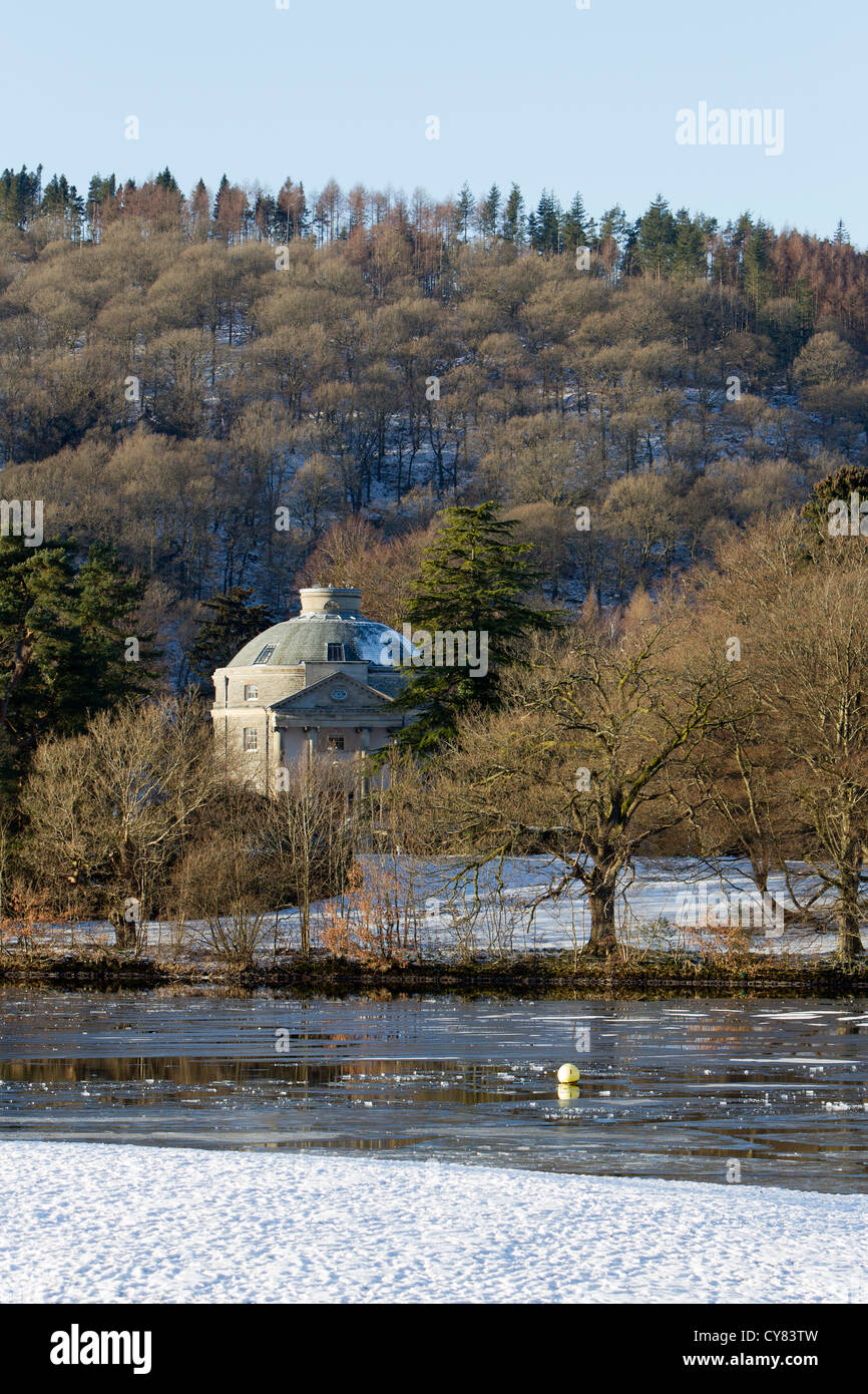 Lake Windermere in the cold winter with snow on the fells- The Round ...