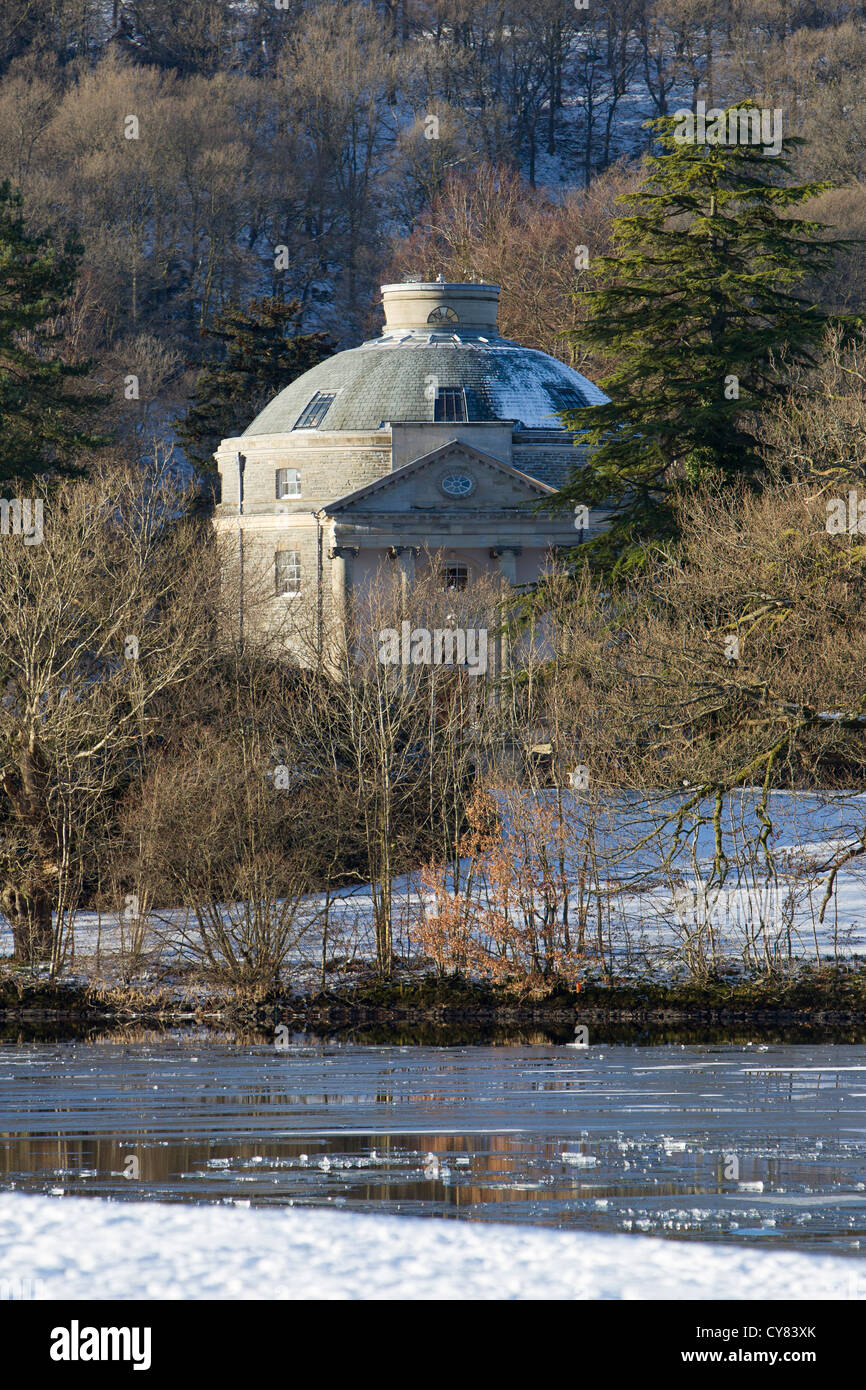 Lake Windermere in the cold winter with snow on the fells- The Round ...