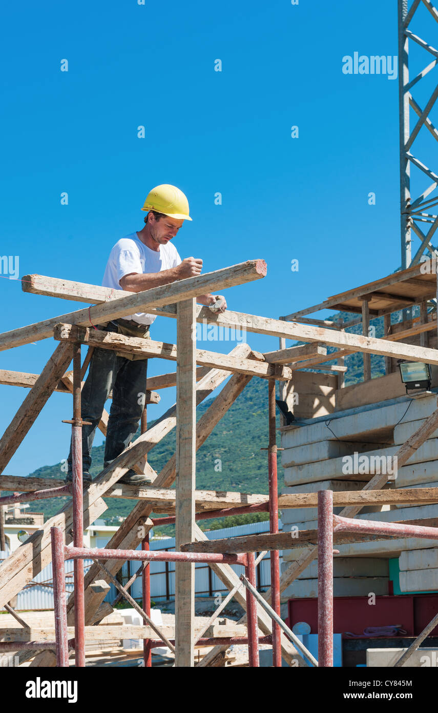 Scaffold man hi-res stock photography and images - Alamy