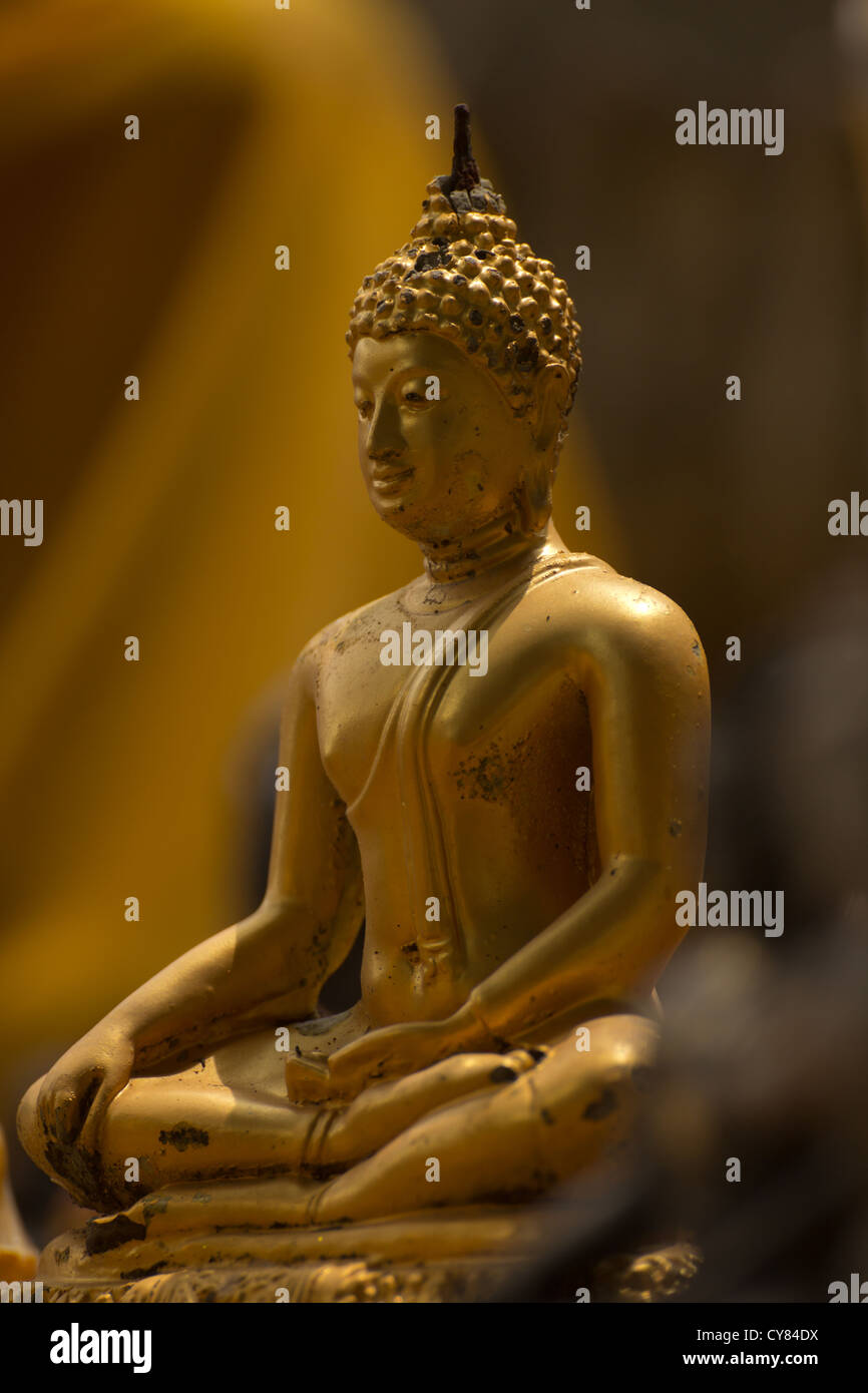 Gold Buddha statue Stock Photo - Alamy