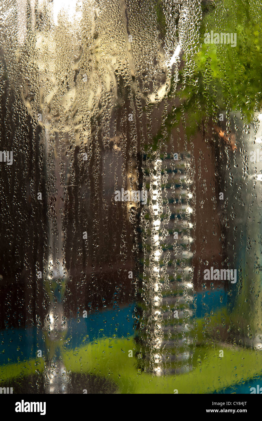 Clear shower screen hi-res stock photography and images - Alamy