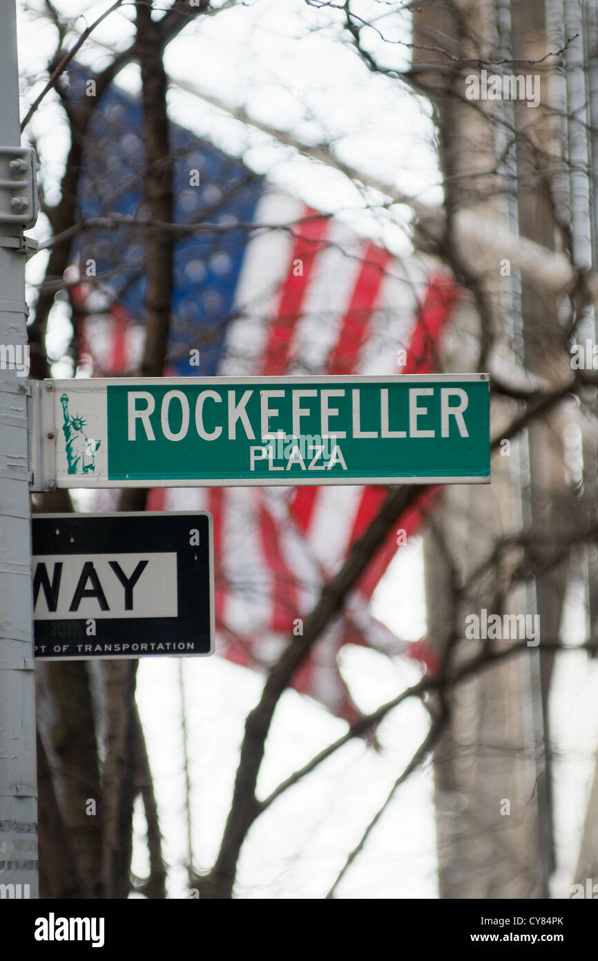 Rockefeller plaza sign hi-res stock photography and images - Alamy